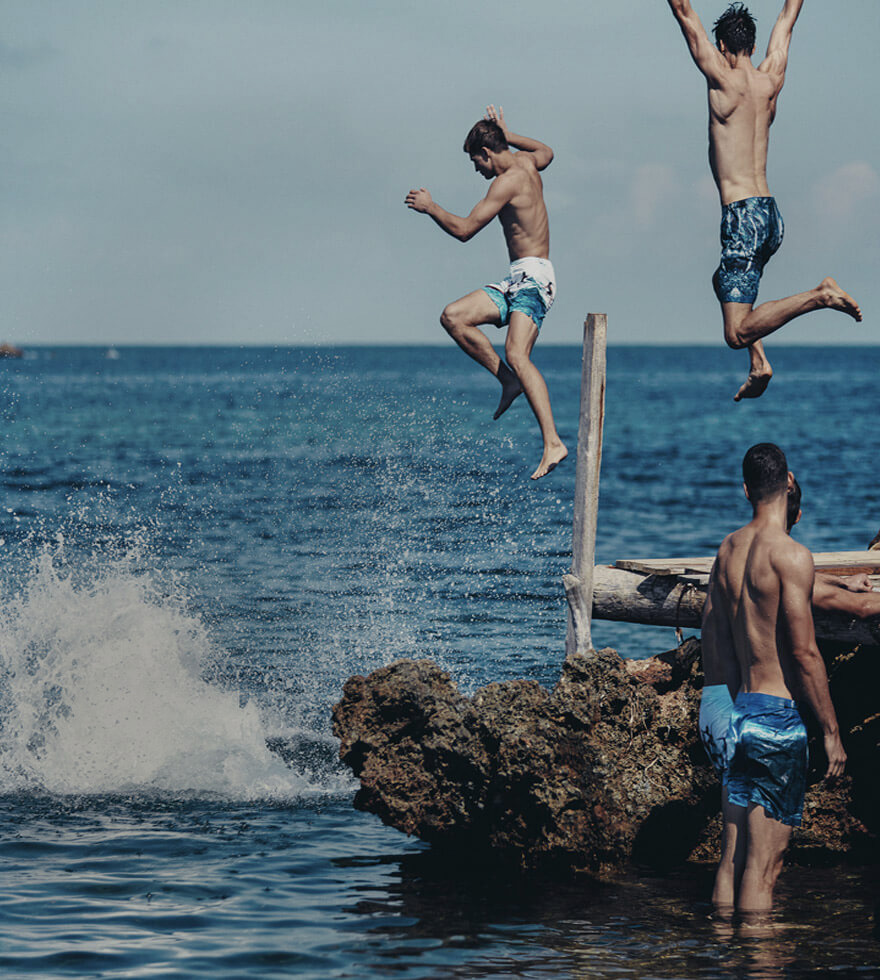 Herretøj online, mærketøj til mænd – CareOfCarl.dk